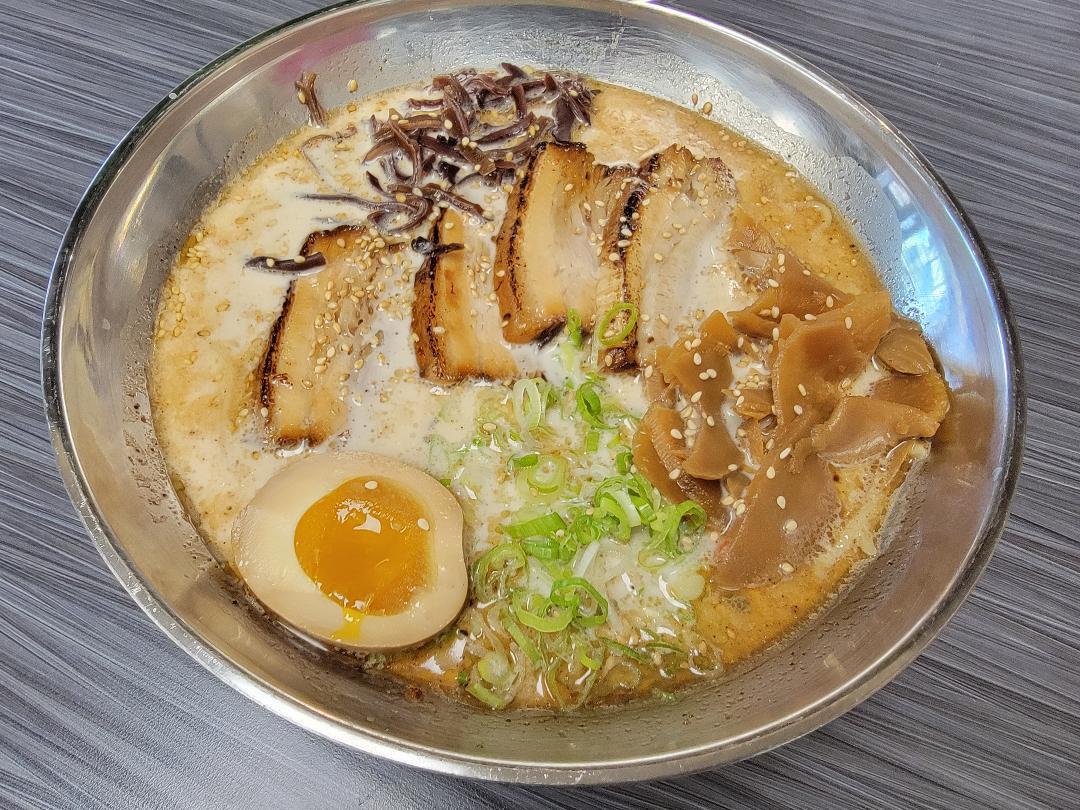 Black Tonkotsu | Shiromaru
